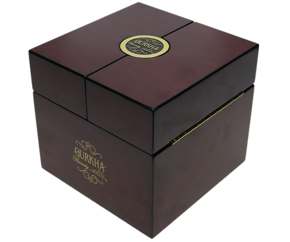 Beauty 25th Anniversary - Gurkha Cigars | Smokingpipes.com