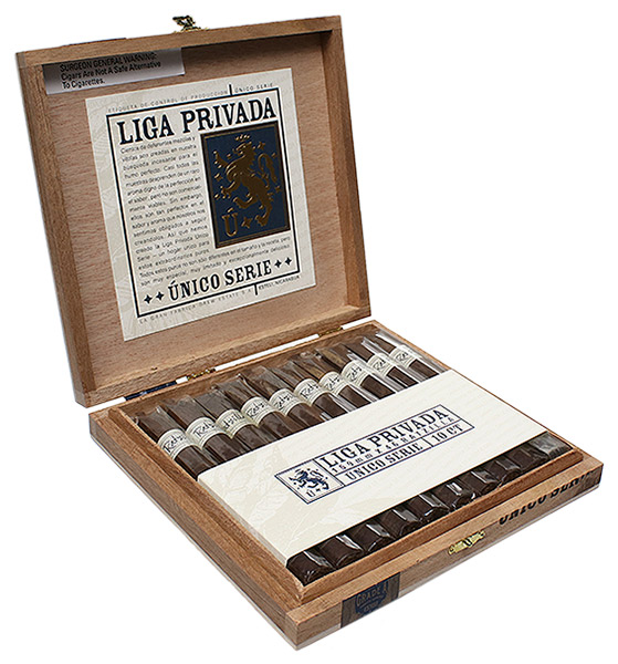 Liga Privada Único Serie Ratzilla | Smokingpipes.com