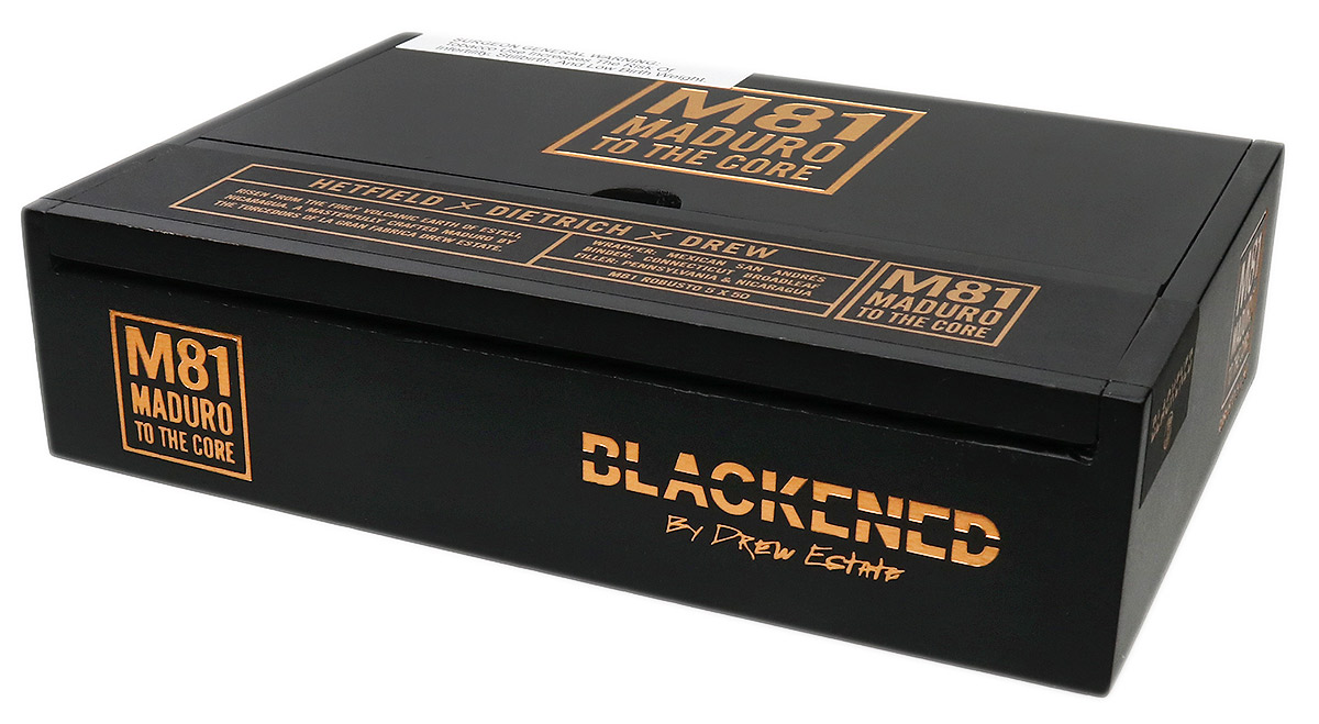Blackened M81 Robusto - Drew Estate Cigars | Smokingpipes