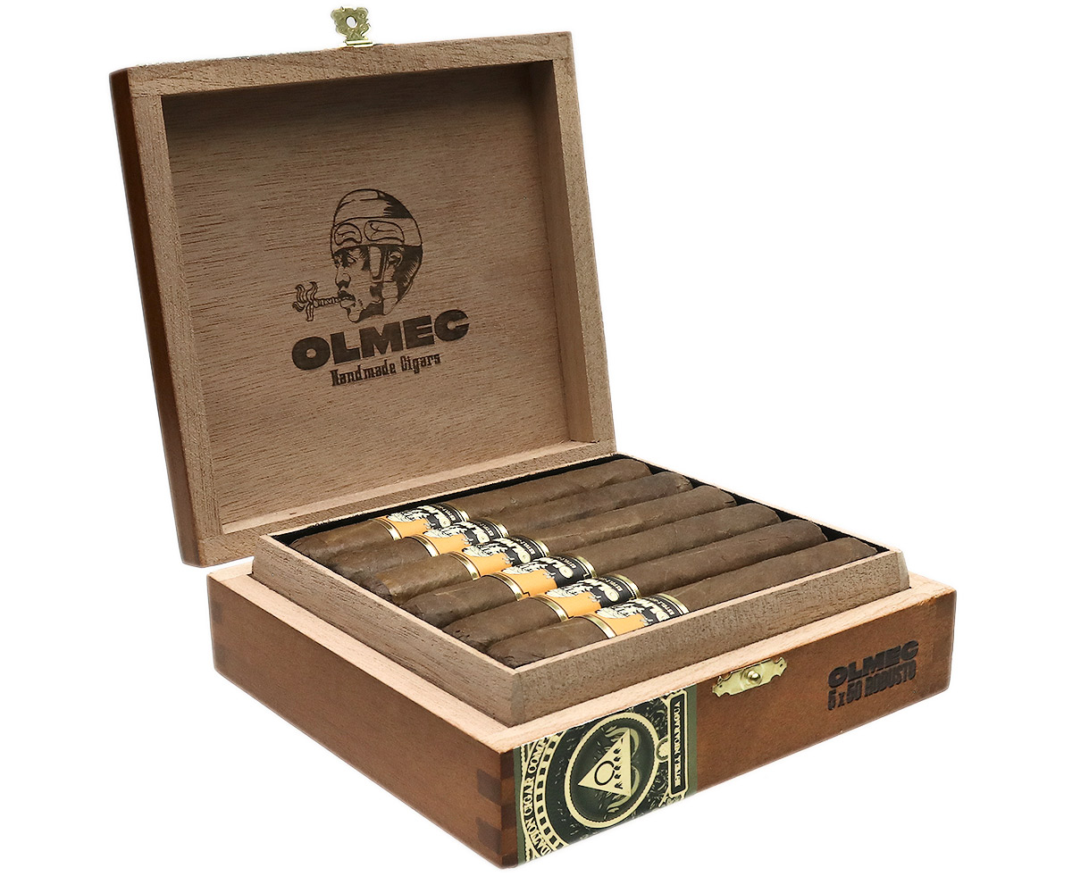 Olmec Claro Robusto - Foundation Cigars | Smokingpipes.com