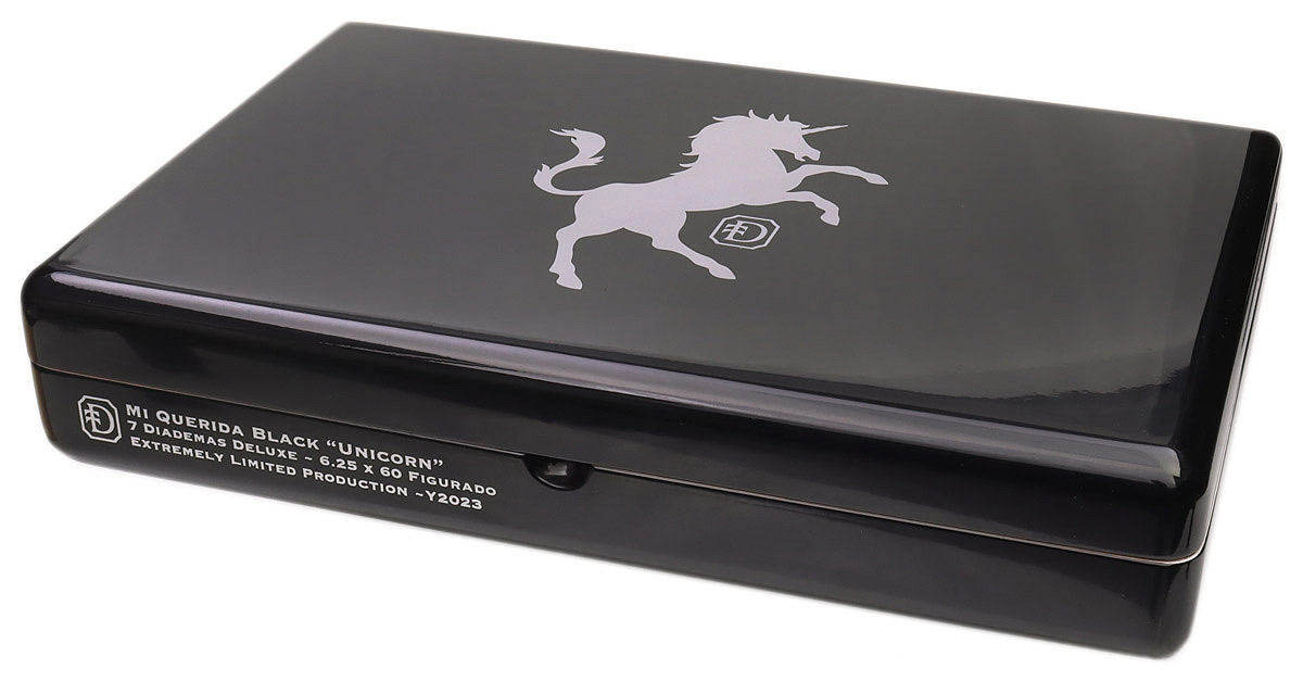 Mi Querida Black Unicorn - Dunbarton Tobacco & Trust Cigars
