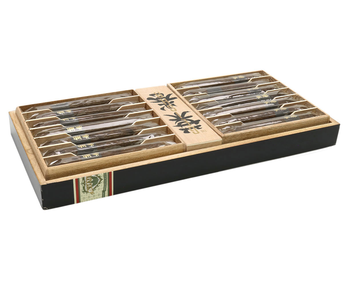 The Geisha Maduro - Viaje Cigars | Smokingpipes.com